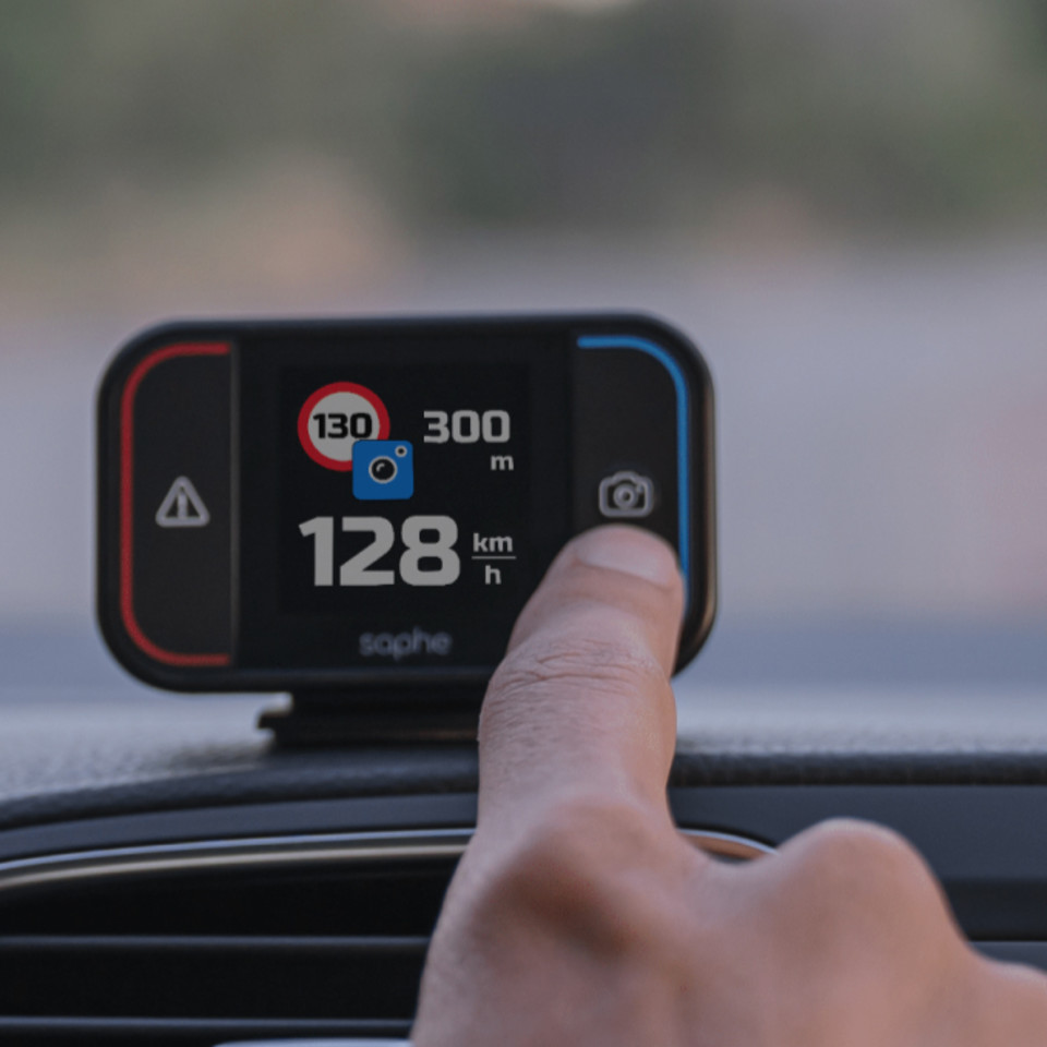 Saphe Drive Pro trafikkalarm, inkl. 12 måneders abonnement | SAP1014