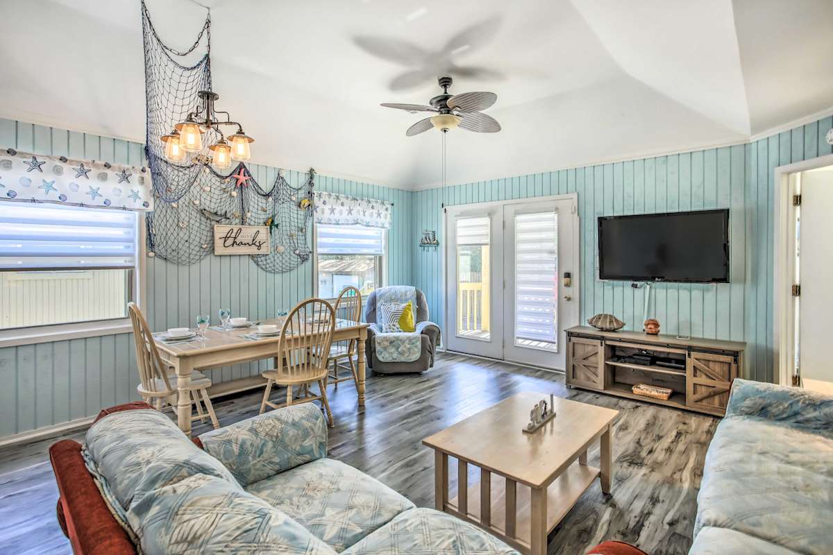 Myrtle Beach Cottage, Walk to Pools + Beach! | Evolve