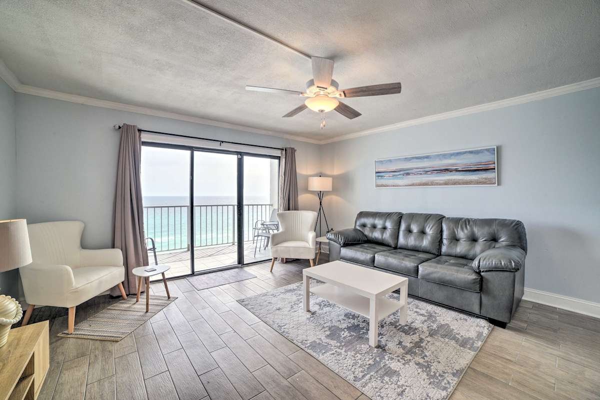 Oceanfront Panama City Beach Condo w/ Pool Access | Evolve