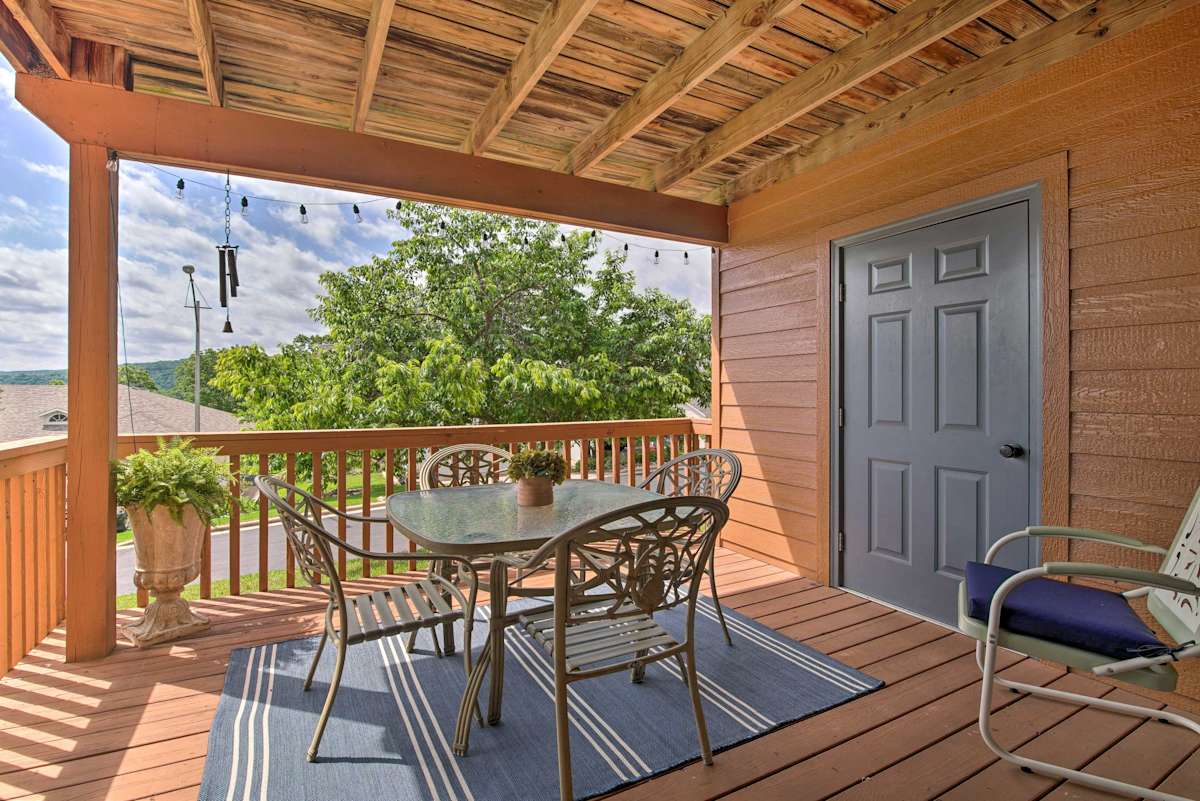 Branson Getaway w/ Balcony & Ample Amenities! | Evolve