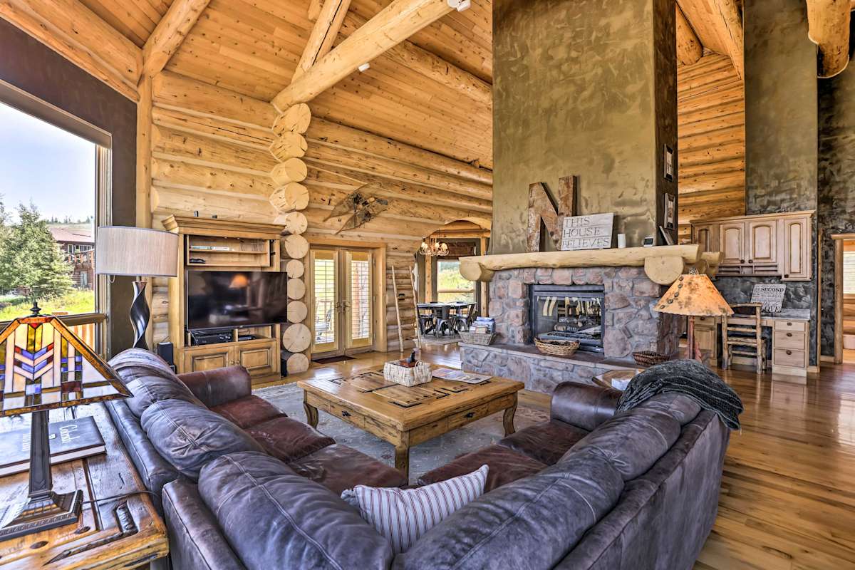 Skiing & Hiking Access: Spacious Granby Cabin! | Evolve