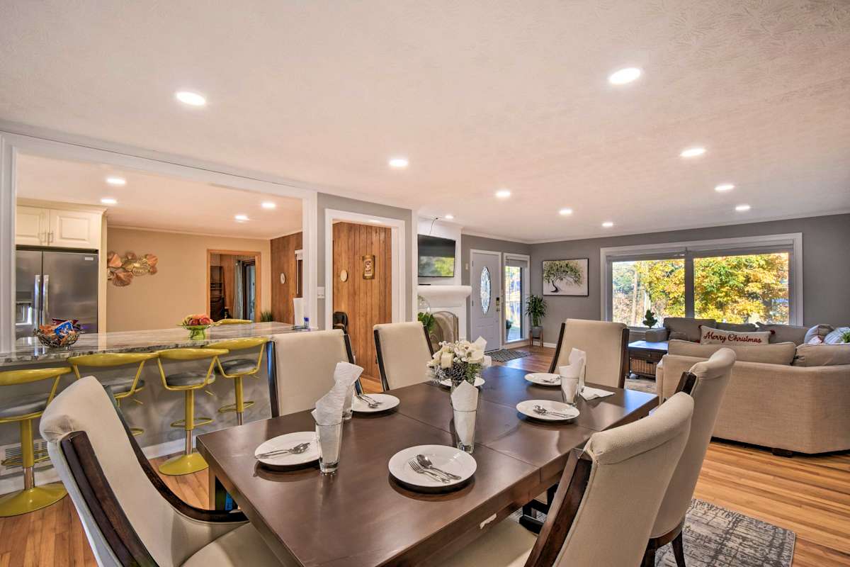 Spacious Duluth Home w/ Lake View & Fire Pit | Evolve