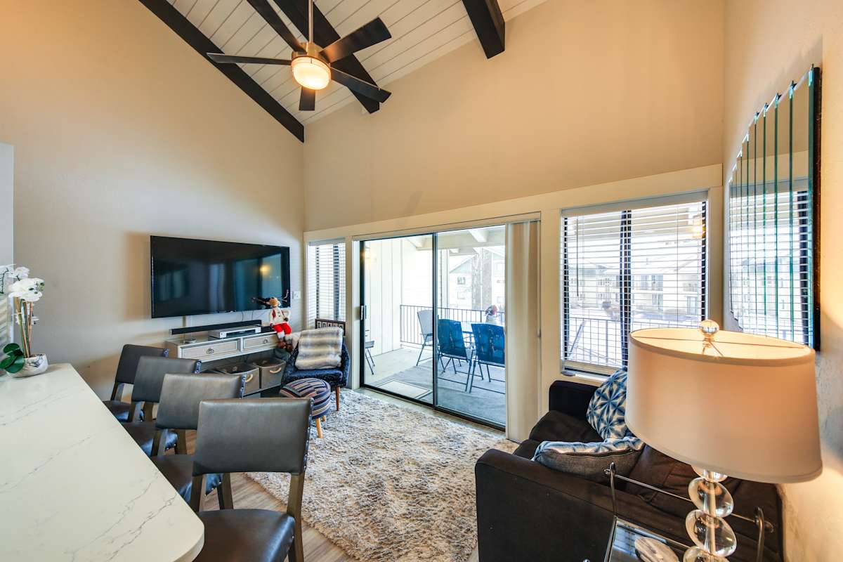 Waterfront Sandpoint Condo: Lake Access! | Evolve