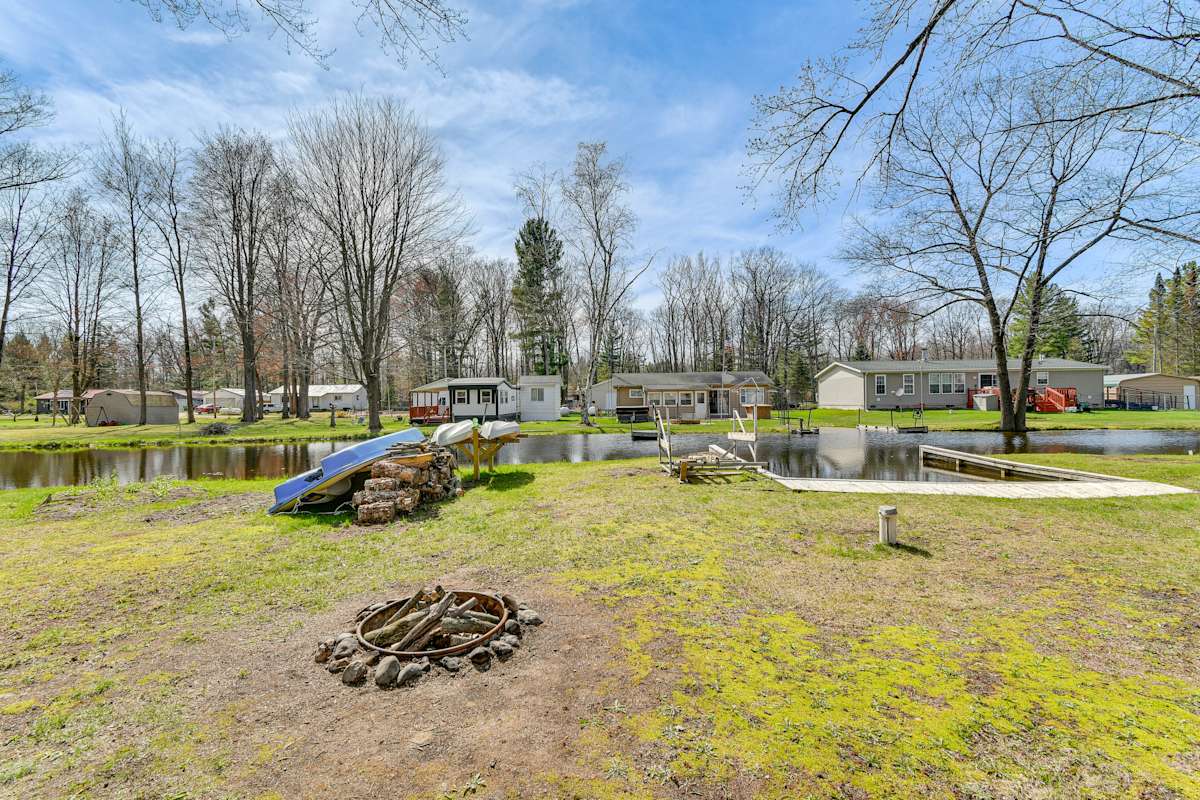 Waterfront Home w/ Boat Slips in Northern Michigan - Gladwin, MI | Evolve