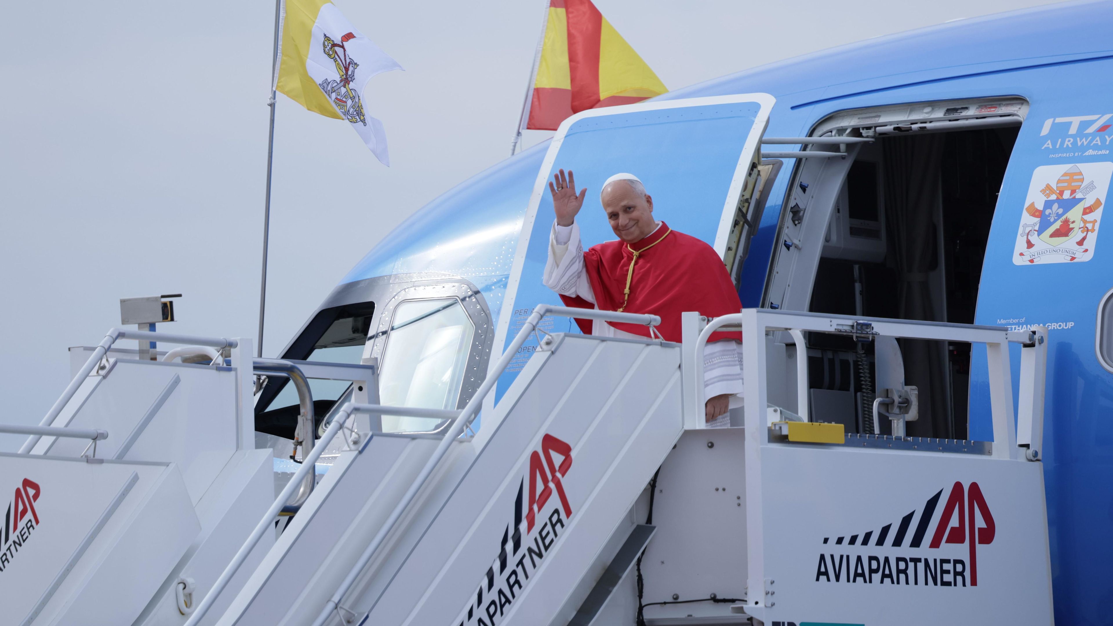 LIVE UPDATES: Pope Leo XIV visits Spain