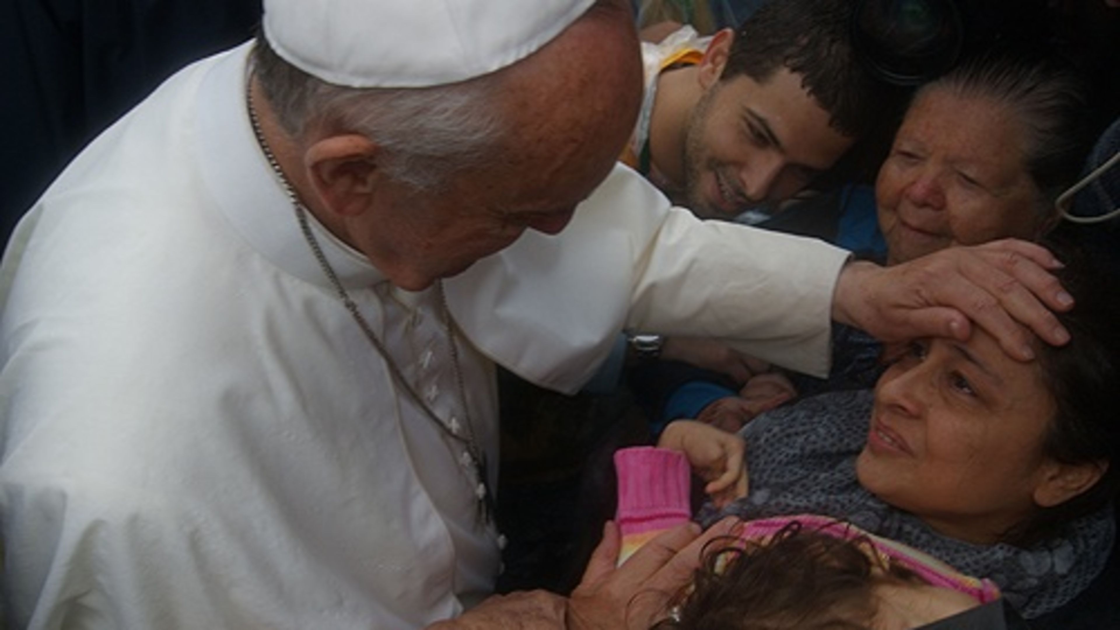 Every migrant has a story and culture of value, Pope Francis says