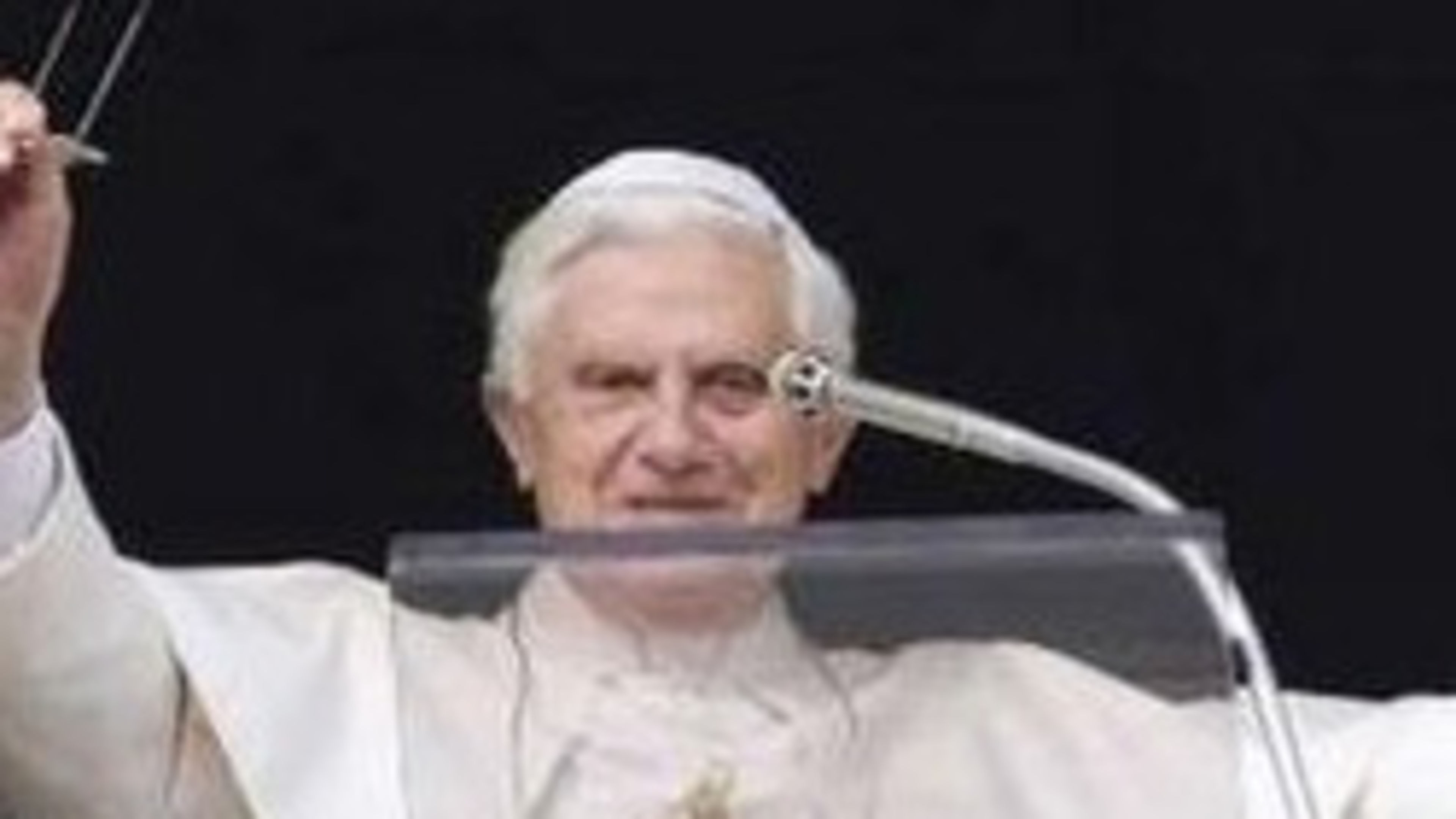 Jesus is Justice in person, declares Benedict XVI at Angelus