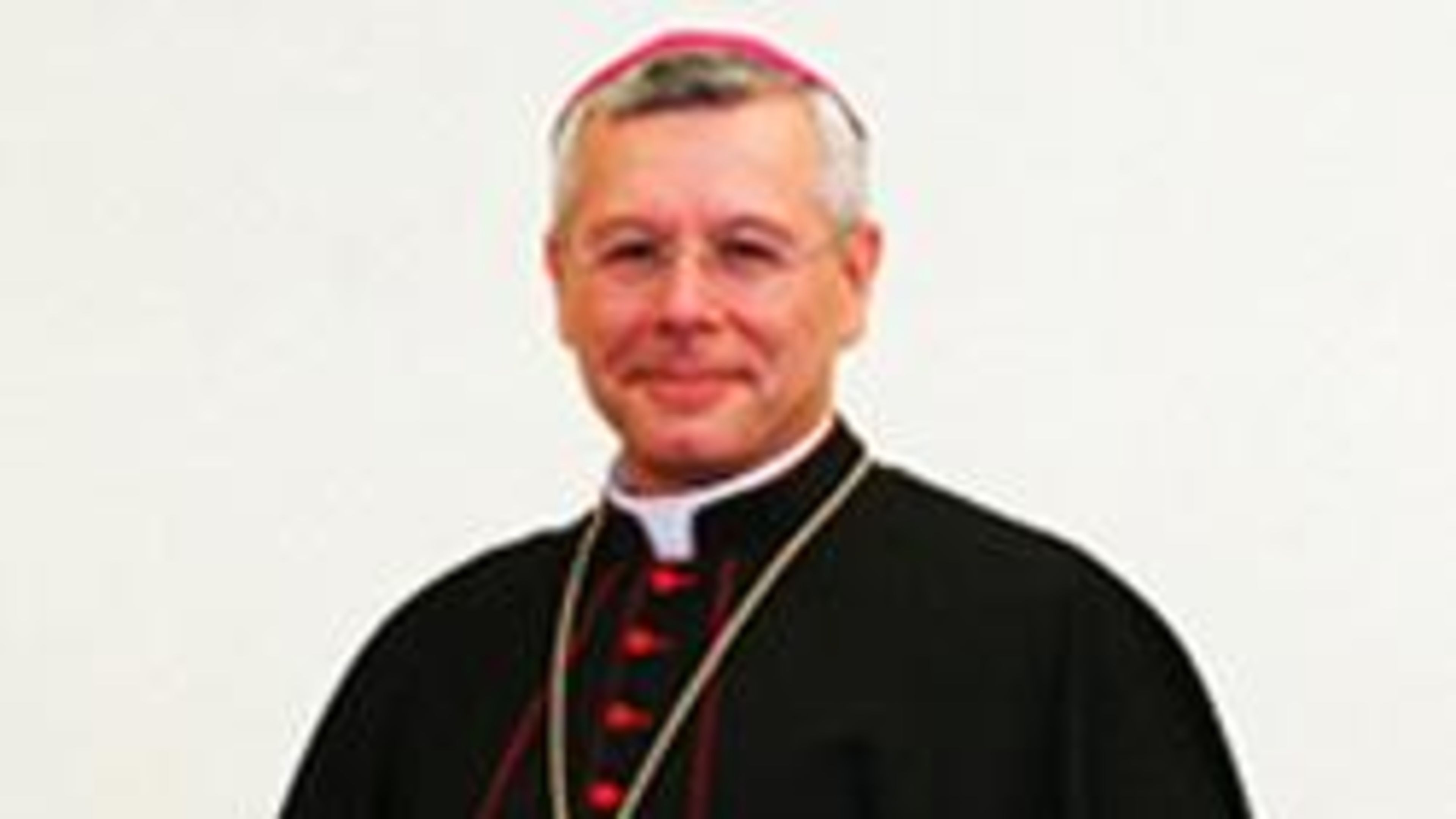 Pope gives New Hampshire Catholics new bishop