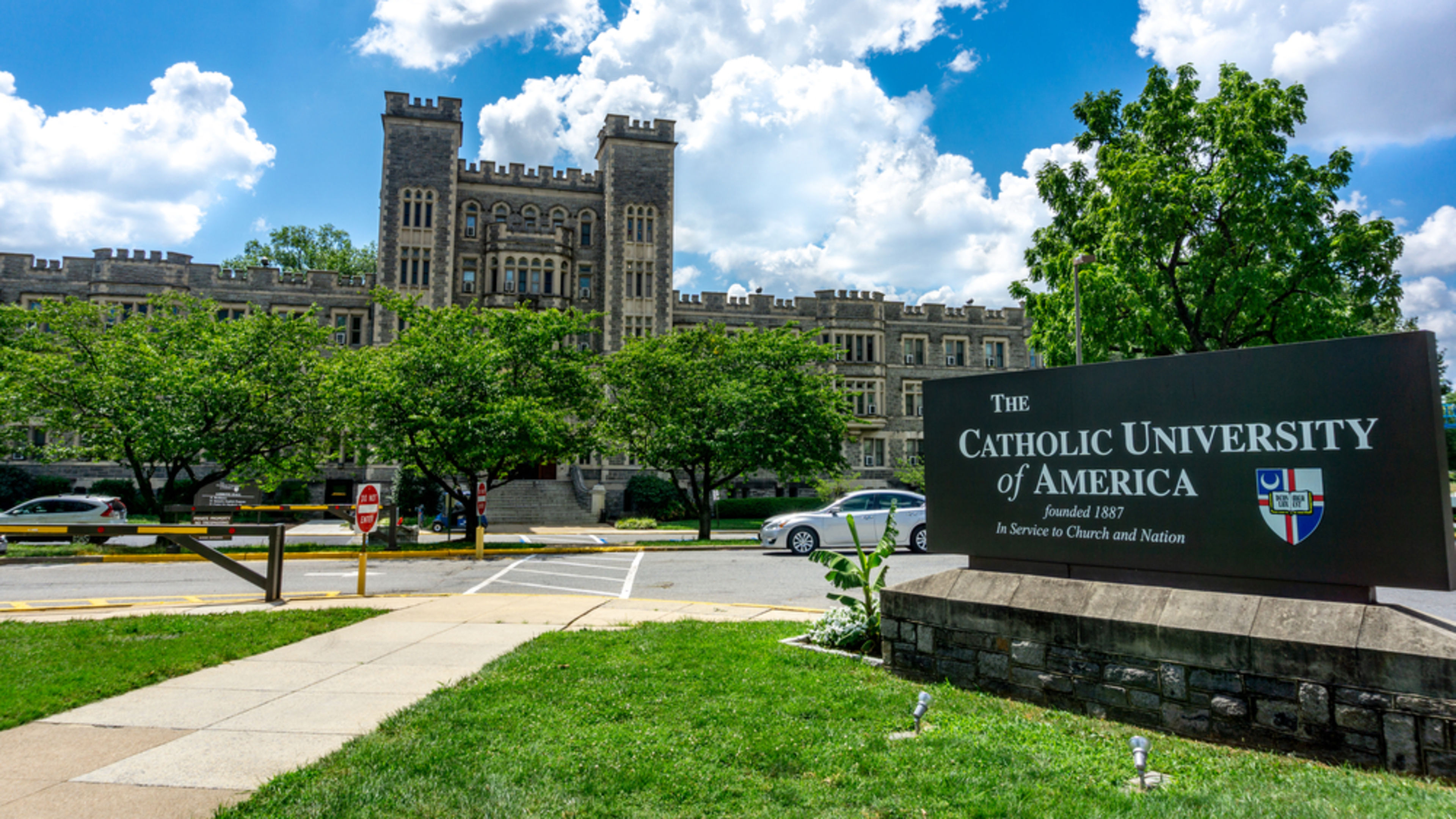 Lilly Endowment announces 45 multimillion-dollar grants for theological ...