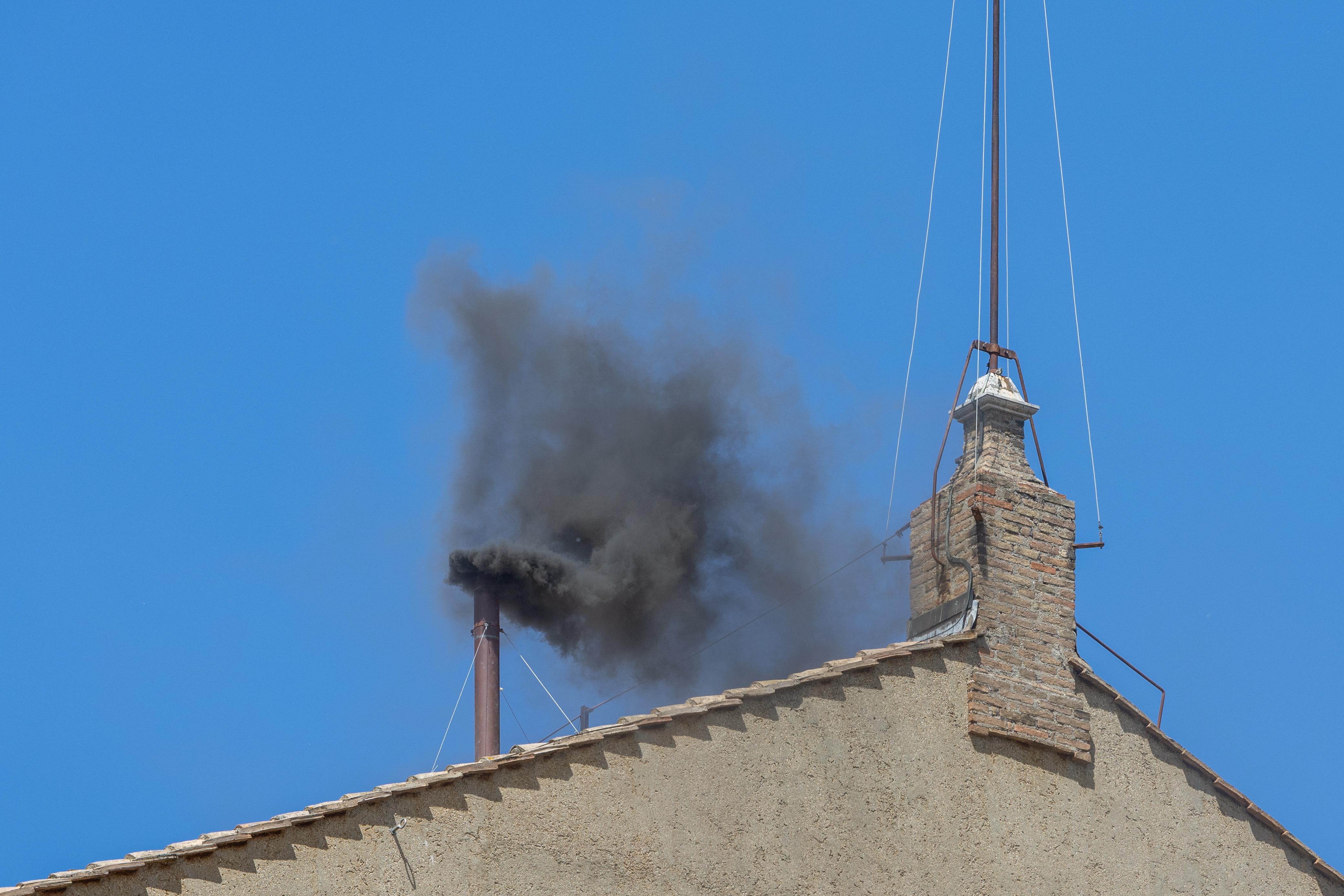 White or black: How the conclave smoke gets made