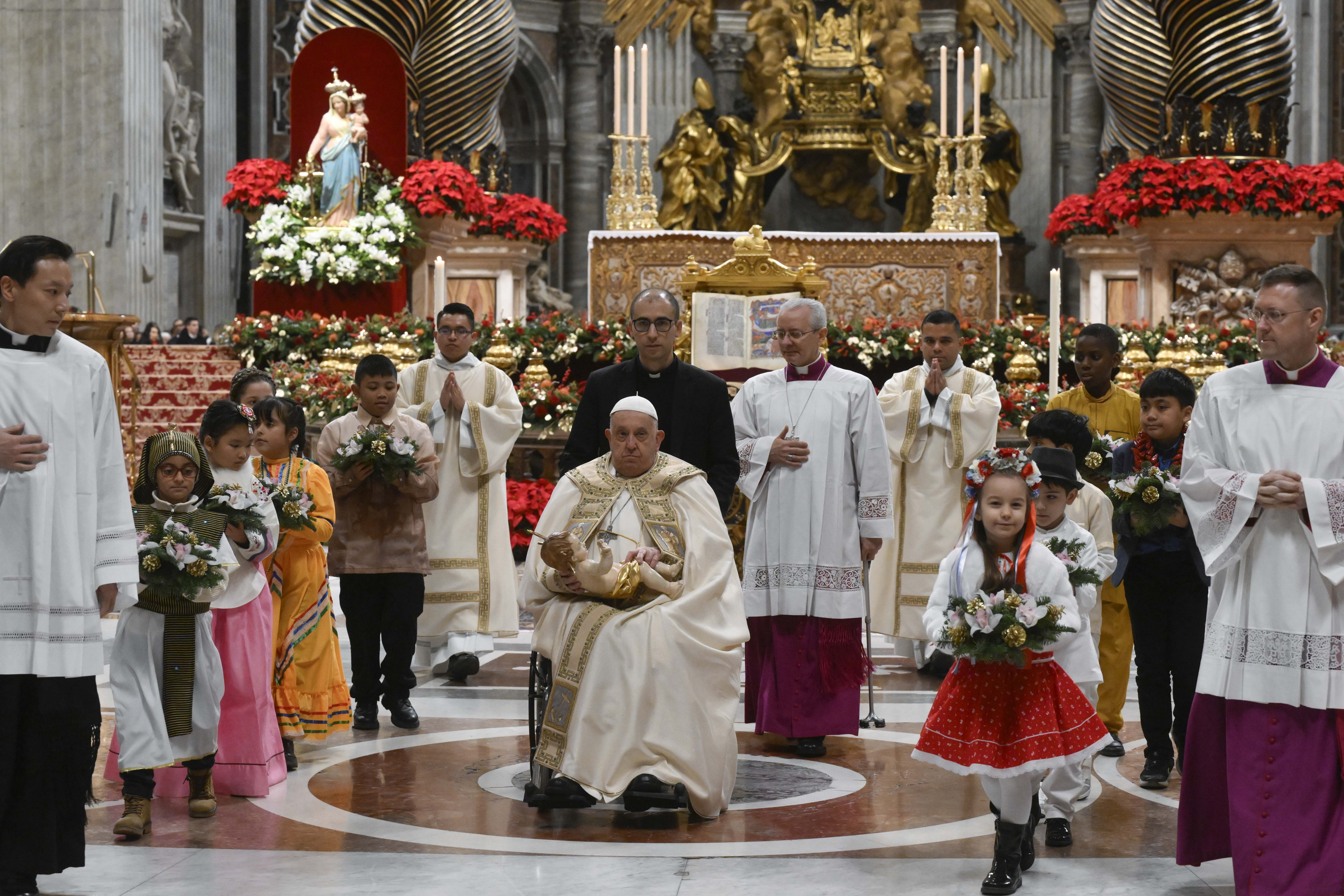Pope Francis on Christmas 2024: God is our hope during Jubilee Year