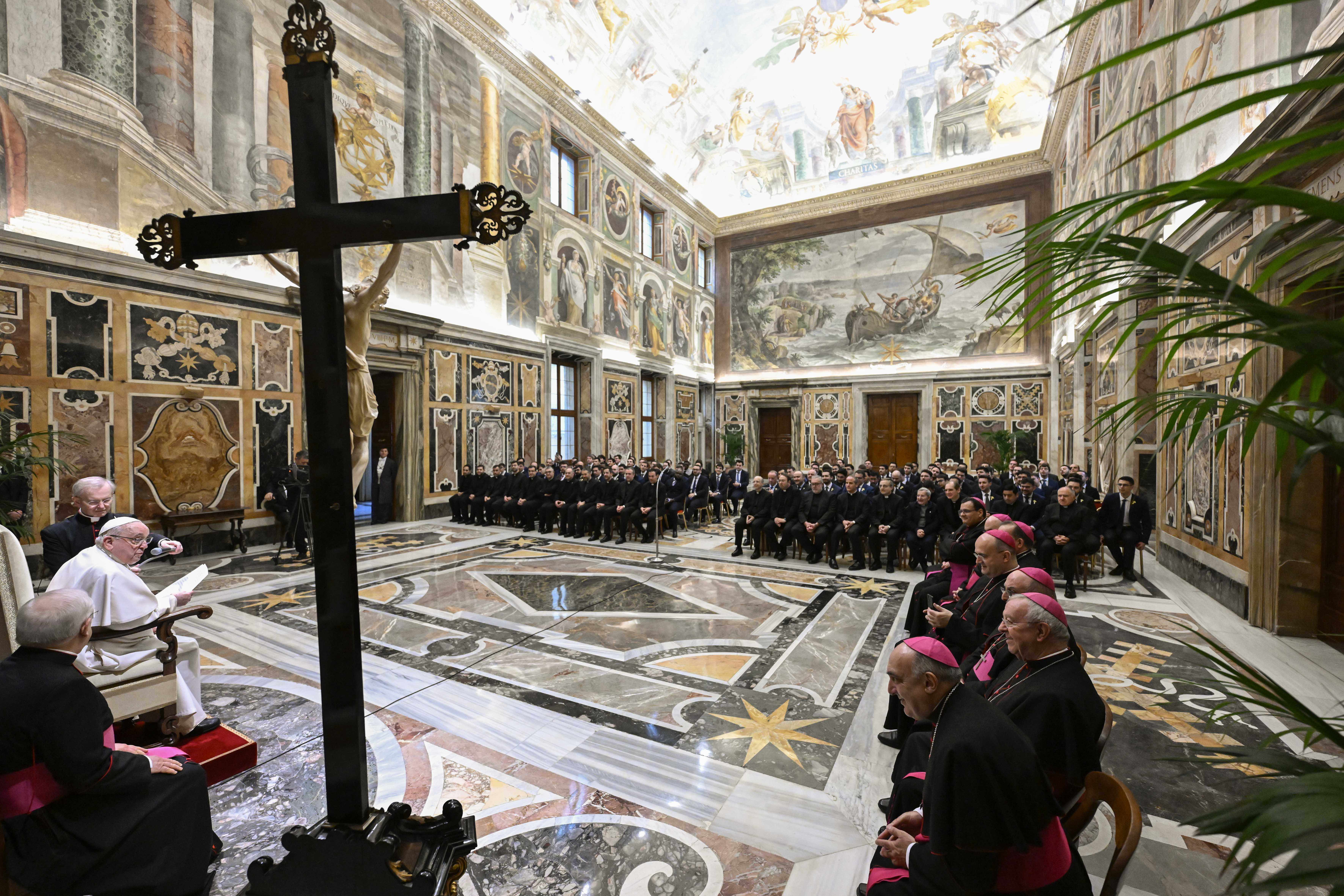 Pope Francis shares with seminarians that his mom did not want him to ...