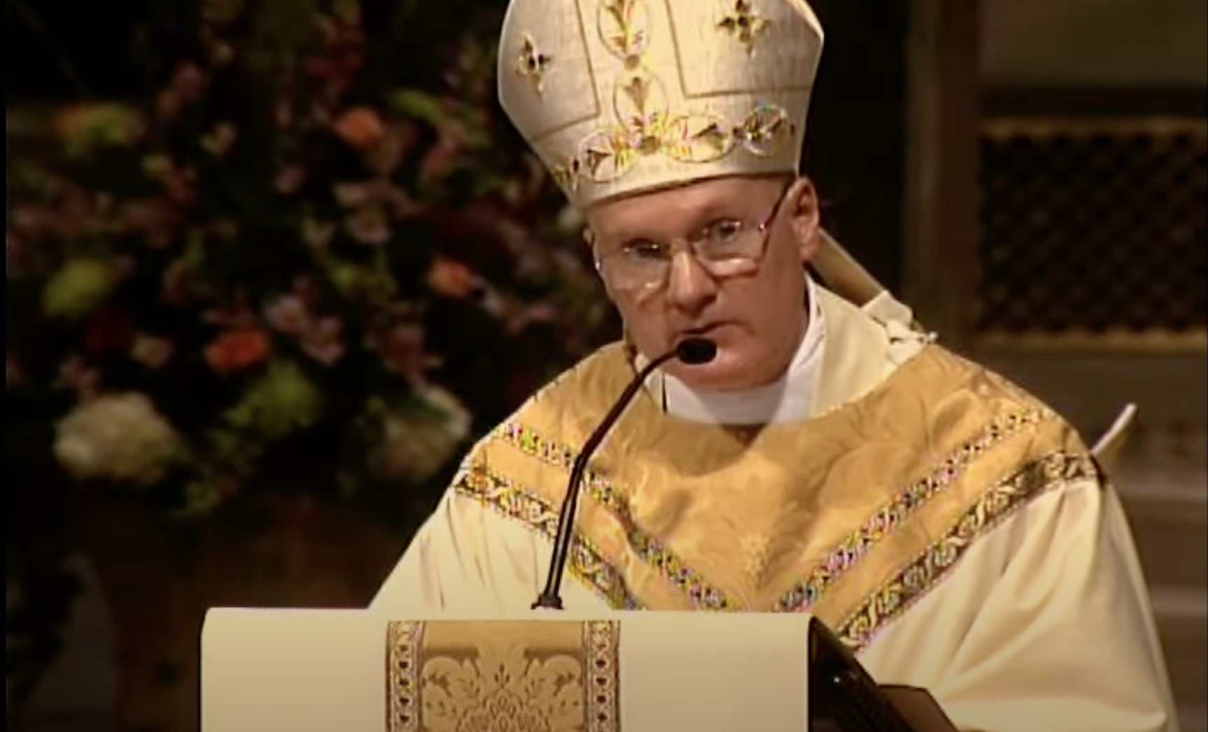 Pope Francis accepts the resignation of Philadelphia auxiliary Bishop ...