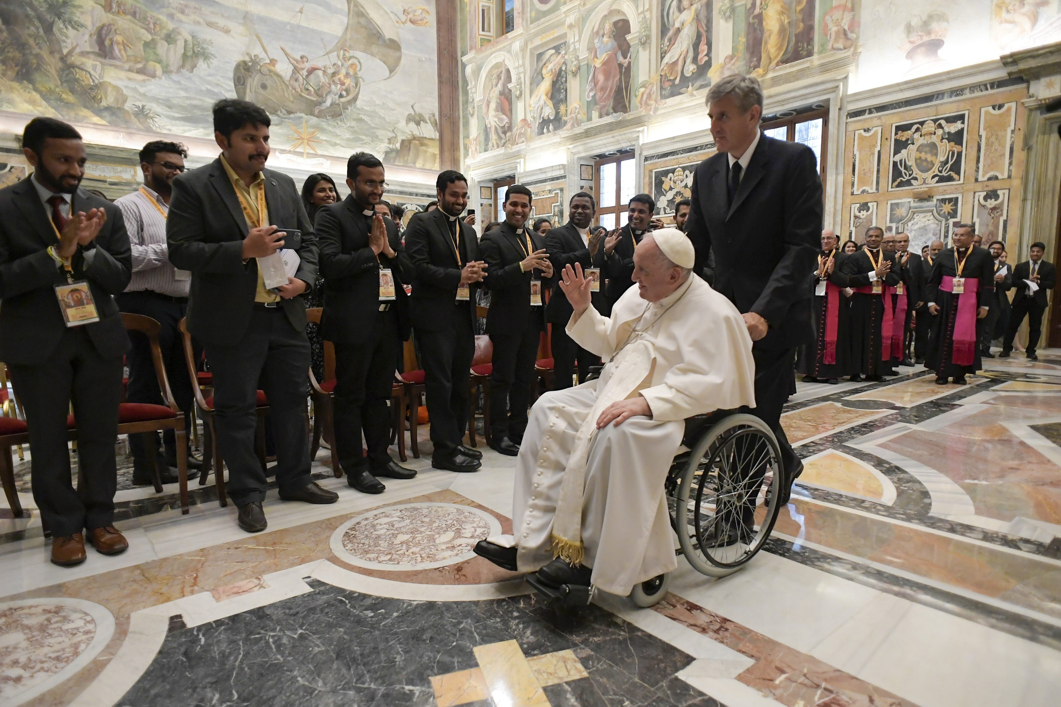 Pope Francis: The Virgin Mary teaches us ‘to live eucharistically’