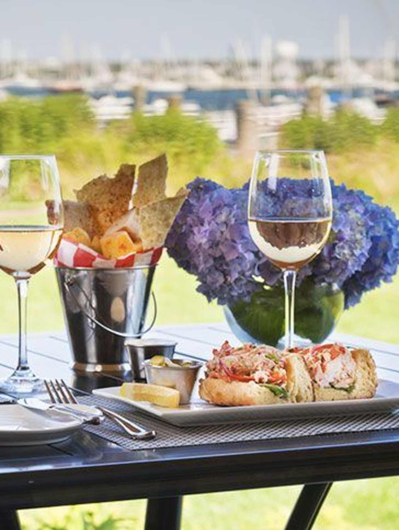 The 7 Best Dining Experiences in Nantucket