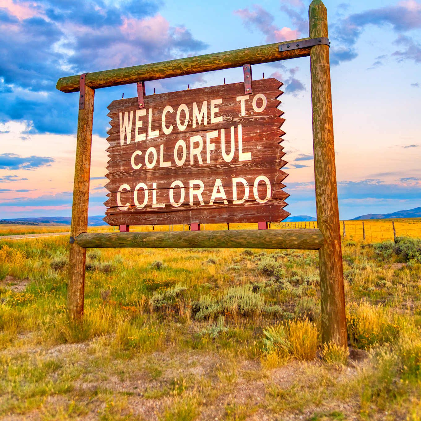 Colorado Travel Guide: View Spectacular Fall Colors in the Rocky Mountains