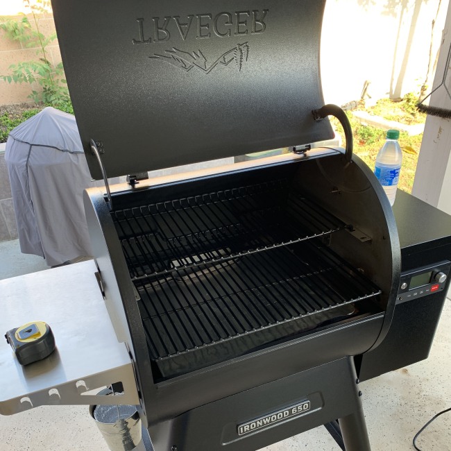 Expert review of Traeger Grills IRONWOOD 650 + PELLET SENSOR | ExpertVoice