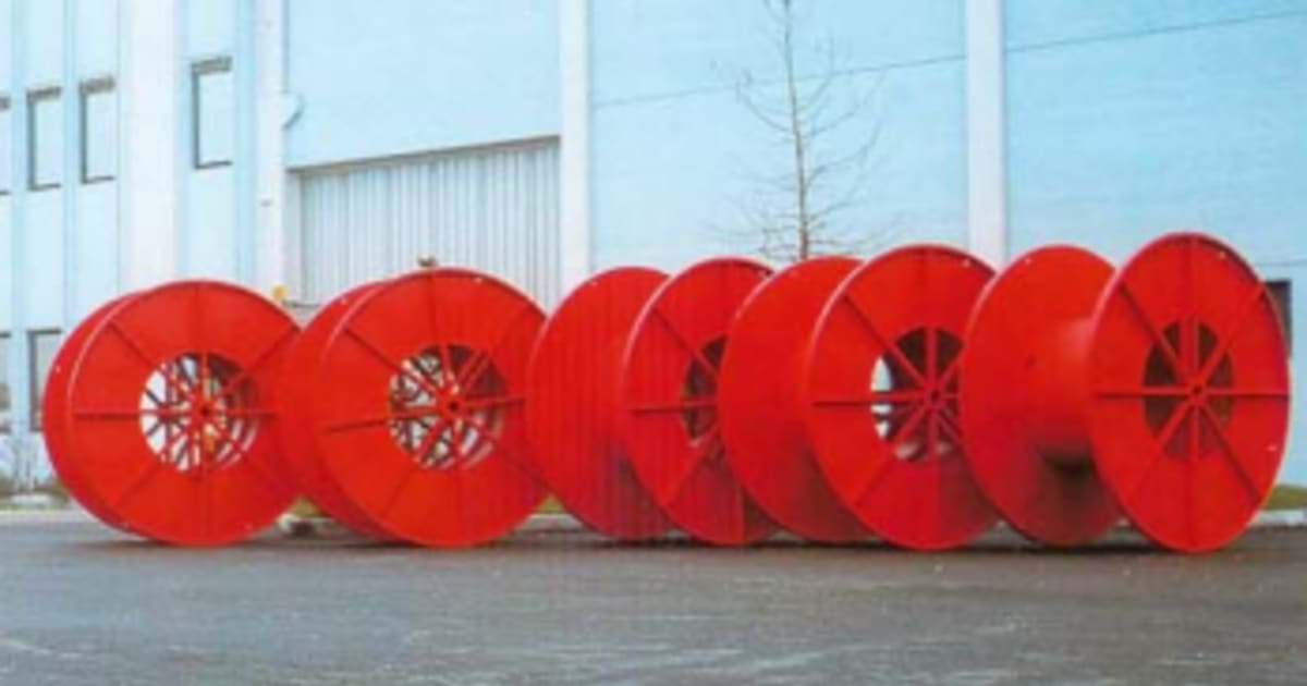 Fabricated or structural steel reels and steel reels with finned ...
