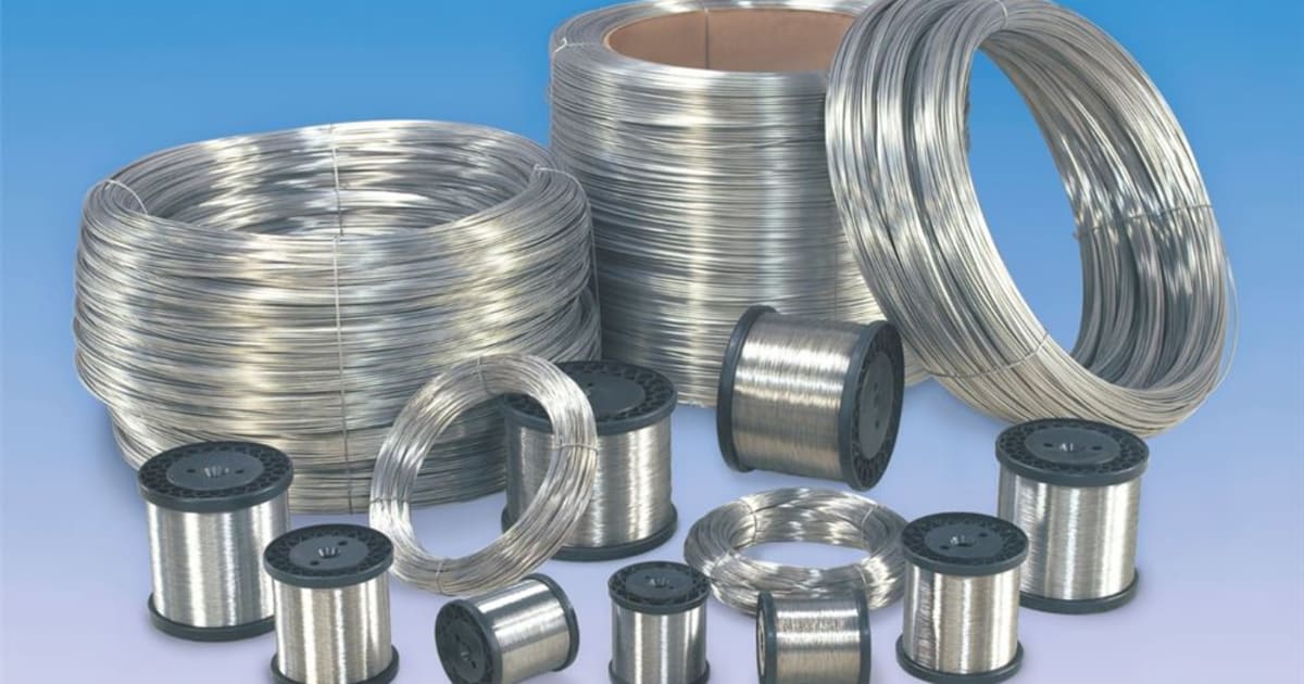 Erre Inox: stainless wire on showcase | expometals