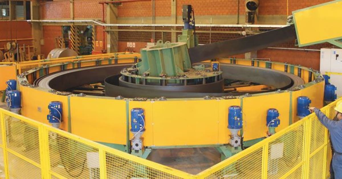 Horizontal and vertical strip accumulators for tube mills | expometals