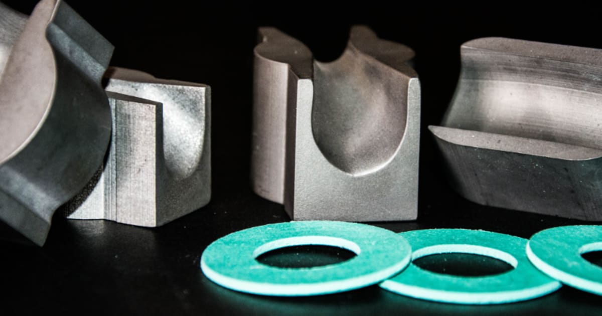 Hard metal sliding blocks | expometals