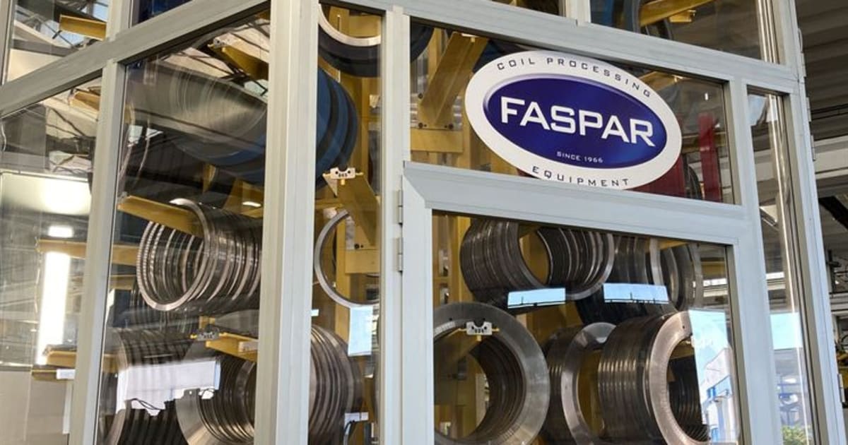 Automatic blade handling and tooling robots | expometals