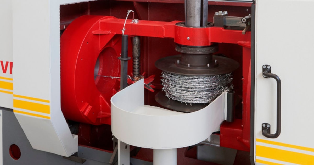 Machines for galvanized and plastic coated barbed wire | expometals