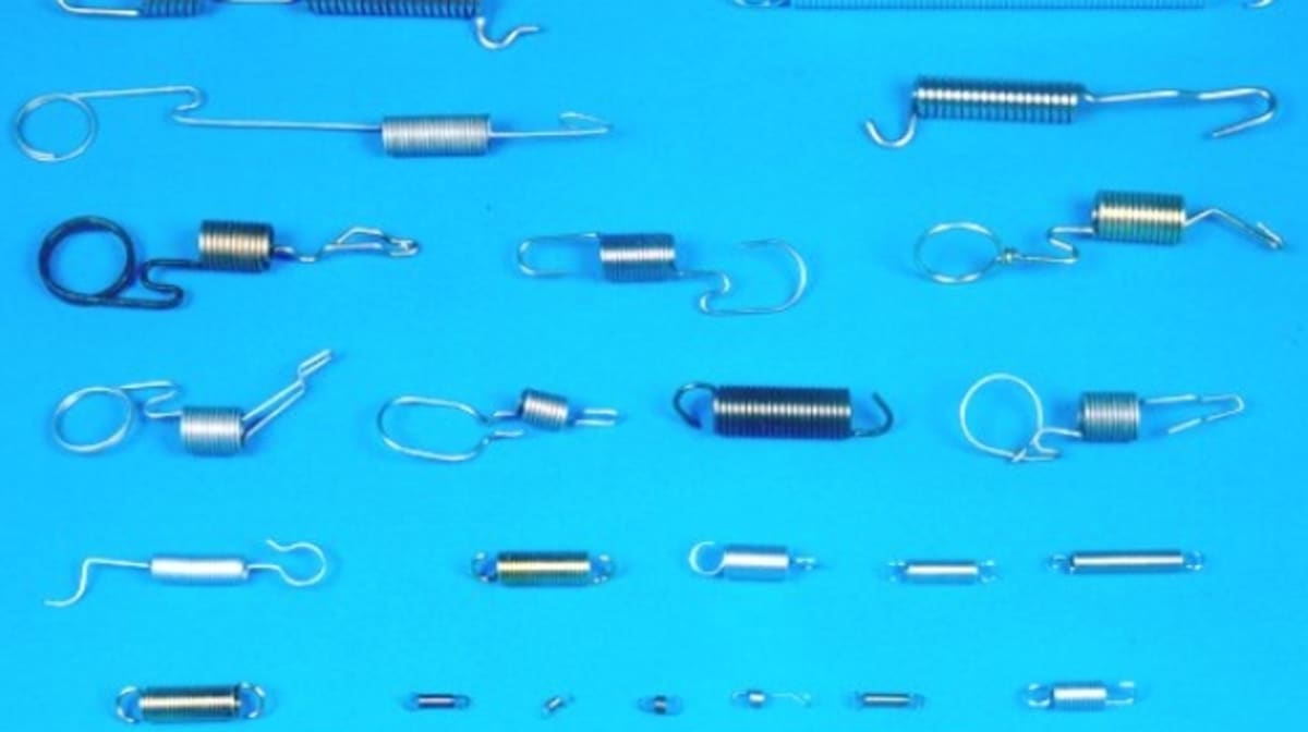 Traction springs with special loops | expometals