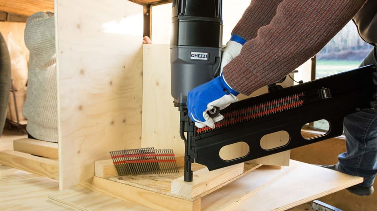 Pneumatic tools for nails | expometals