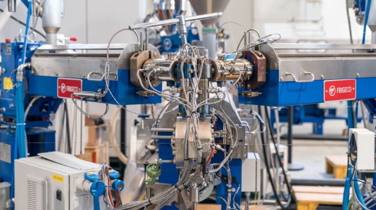 Wire and cable extrusion line for non-ferrous metals | expometals