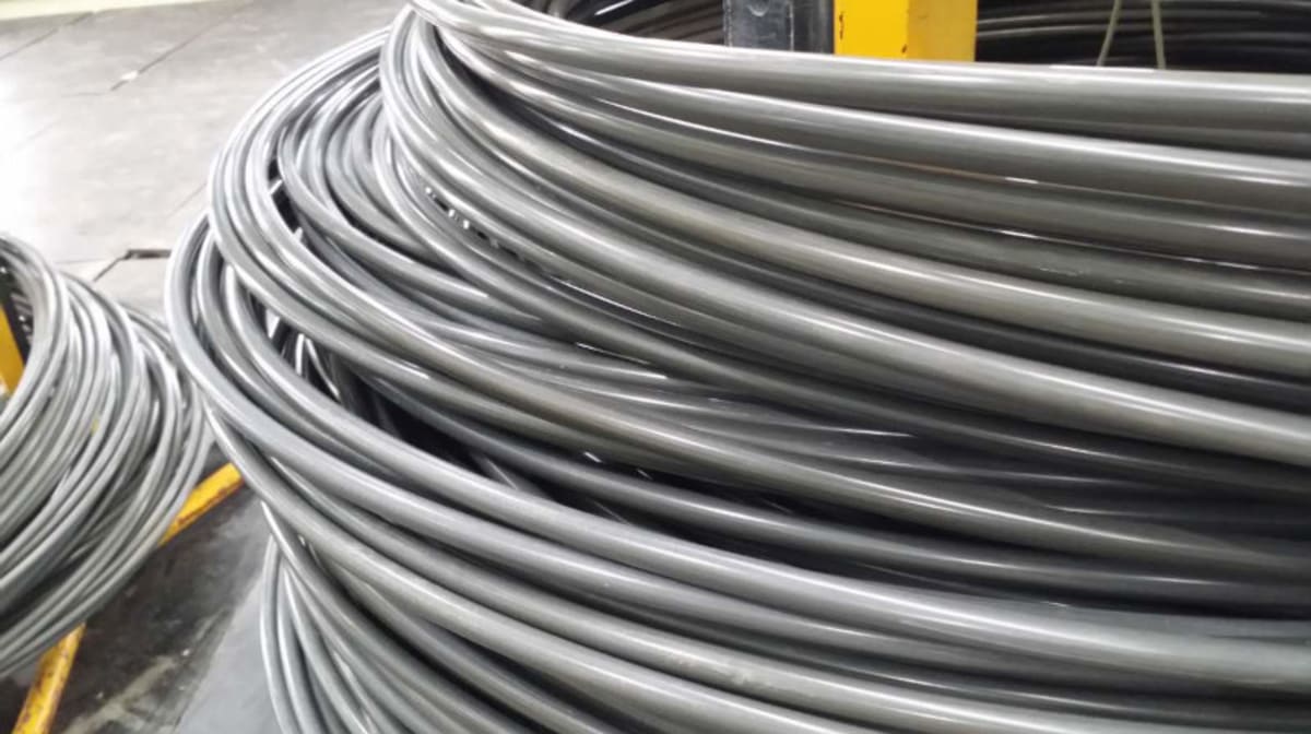 CHQ drawn wire with phosphate and polymer coating
