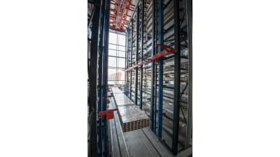 Automatic warehouse for tubes storage | expometals
