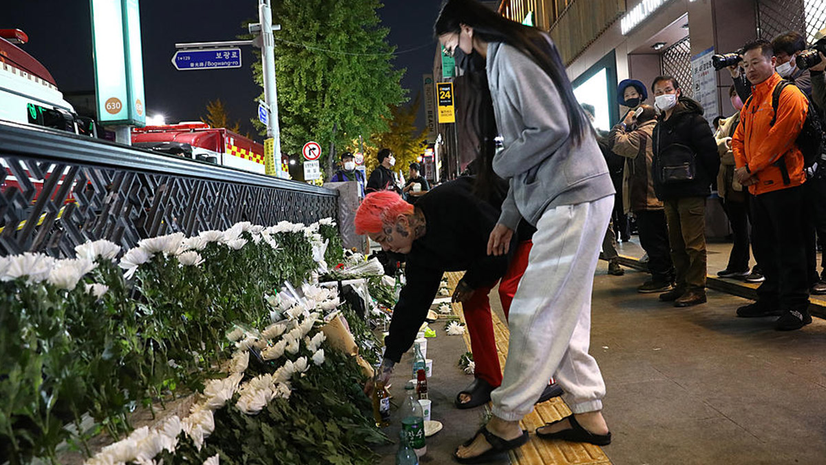 The Internet Mourns For The Lives Lost During The Crowd Crush In ...