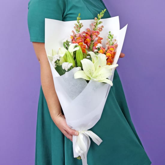 Serene Blossom Bliss