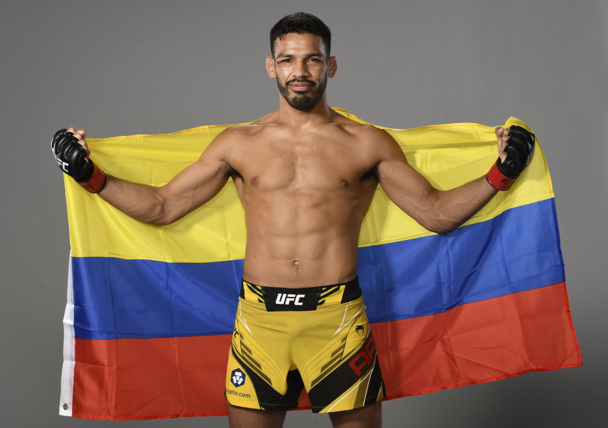 Julio Arce Explains How Bulking Up Made His Weightcuts Easier