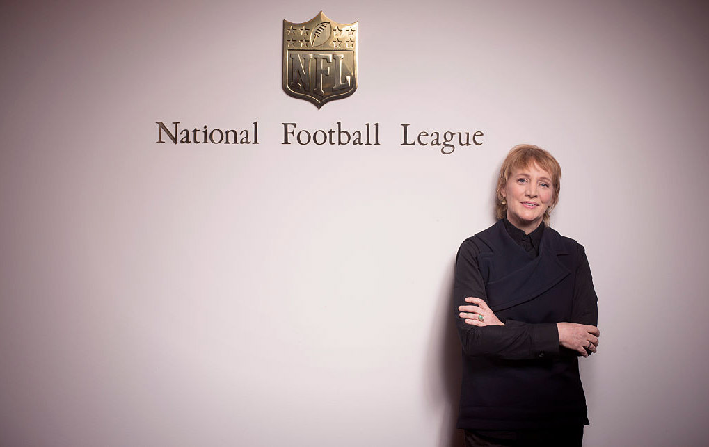 From concussions to encryption: Apple hires the NFL's top lobbyist for ...