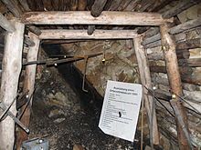 Caves and Tunnels, place dirt soil blocks on overhangs and rooftops ...