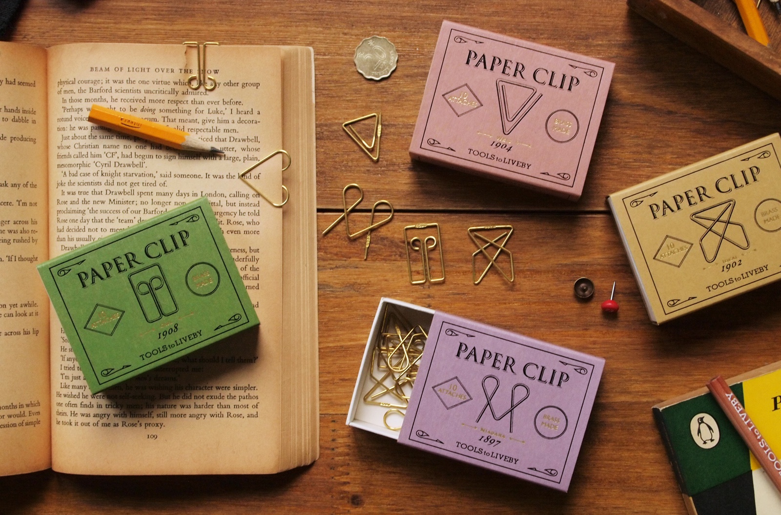 Very Goods | Tools to Liveby Paper Clips (Weis) | TOOLS to LIVEBY