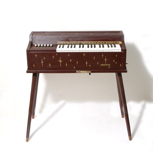 Very Goods | Magnus Custom Deluxe Electric Chord Organ