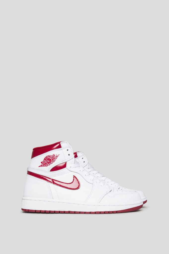 Very Goods | NIKE AIR JORDAN 1 RETRO HIGH OG WHITE VARSITY RED – BLENDS