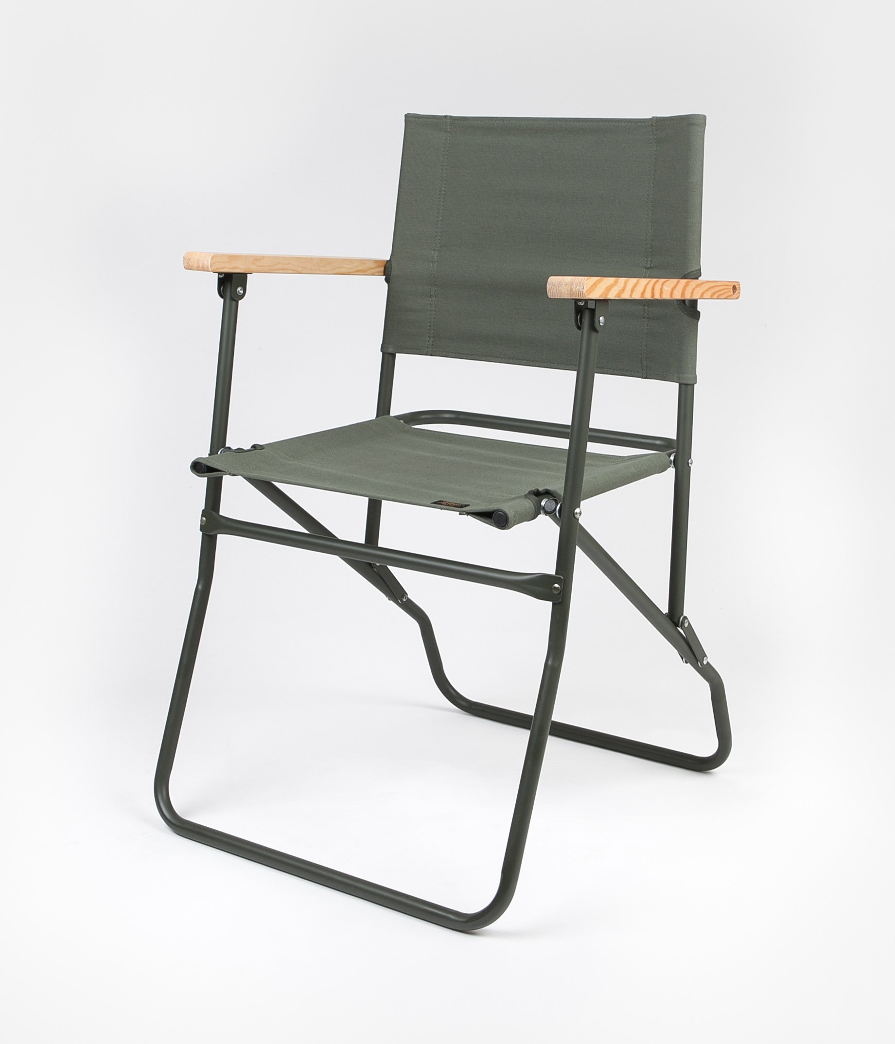 Very Goods | Carhartt Land Rover Chair - Adventure | Flatspot