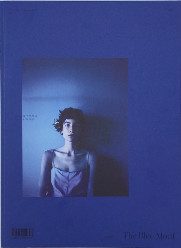 Very Goods | The Blue Motif – Iconic magazines