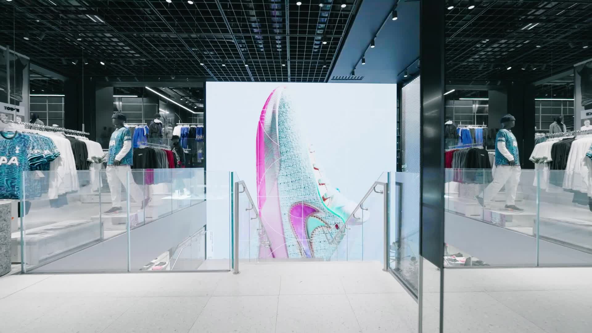FIELD.IO x Nike: Rise: Intelligent Retail System