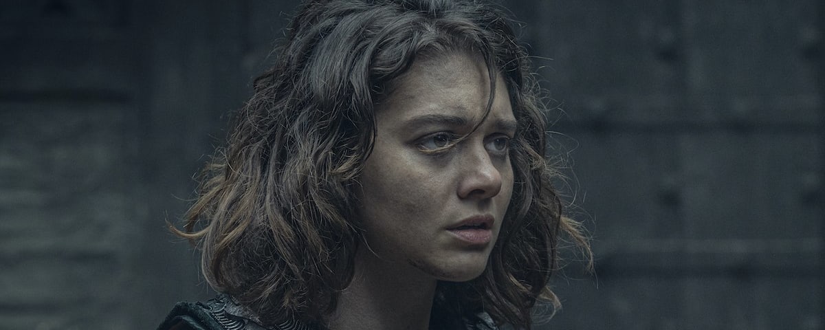 Upea! Tältä The Witcher -sarjan Renfri eli 28-vuotias Emma Appleton ...