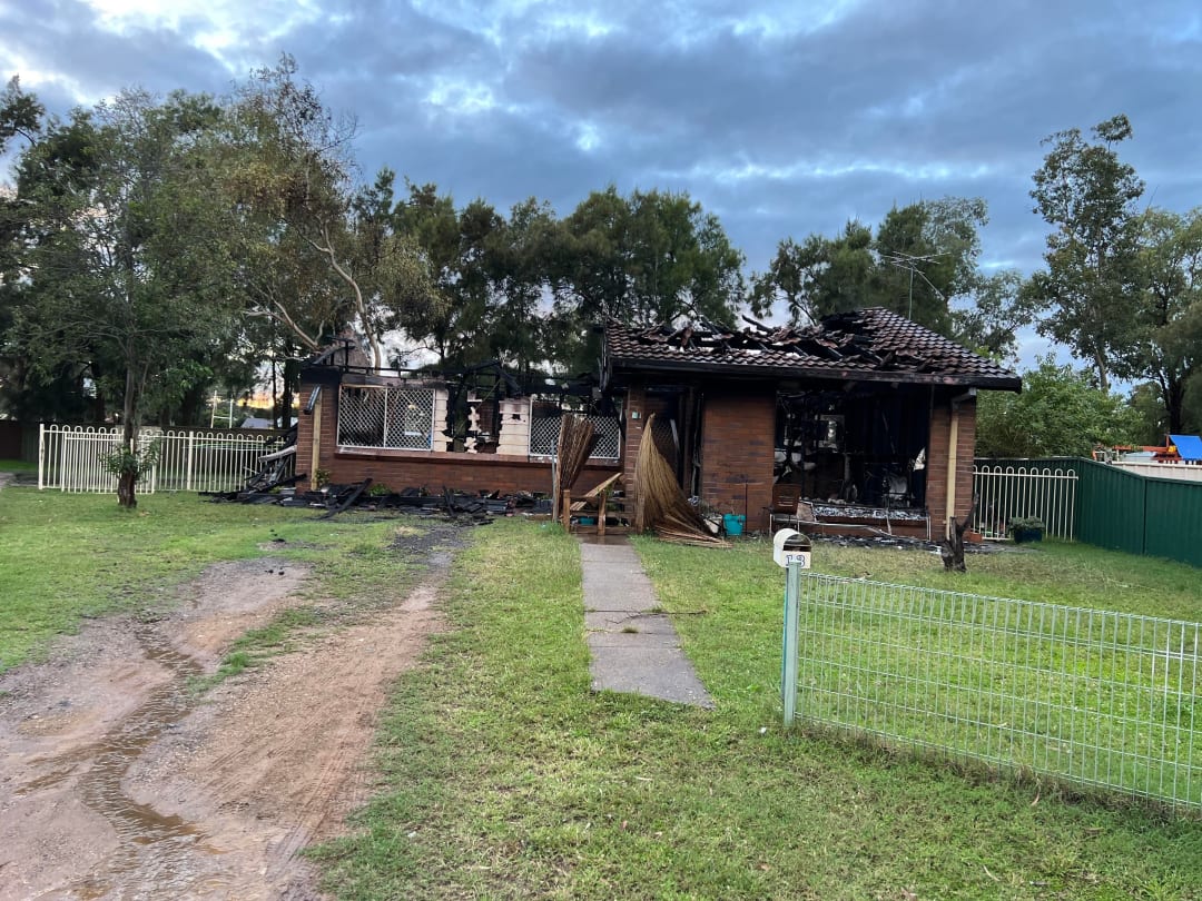 House Fire - West Tamworth - Fire and Rescue NSW