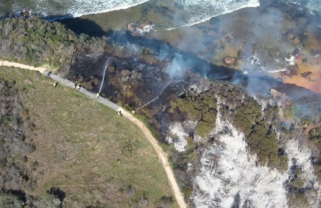 Hazard reduction operation reduces bushfire risk - VIDEO - Mona Vale ...