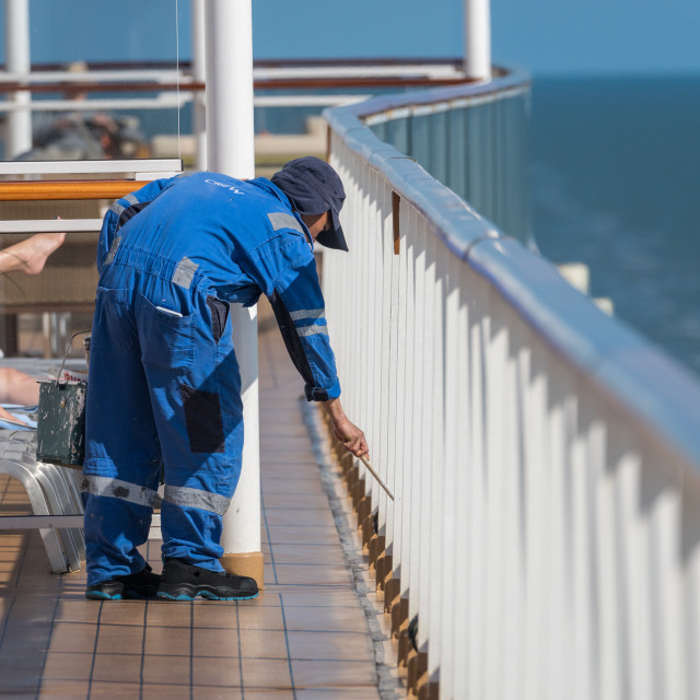 How High Are Balcony Railings On Cruise Ships - Design Talk