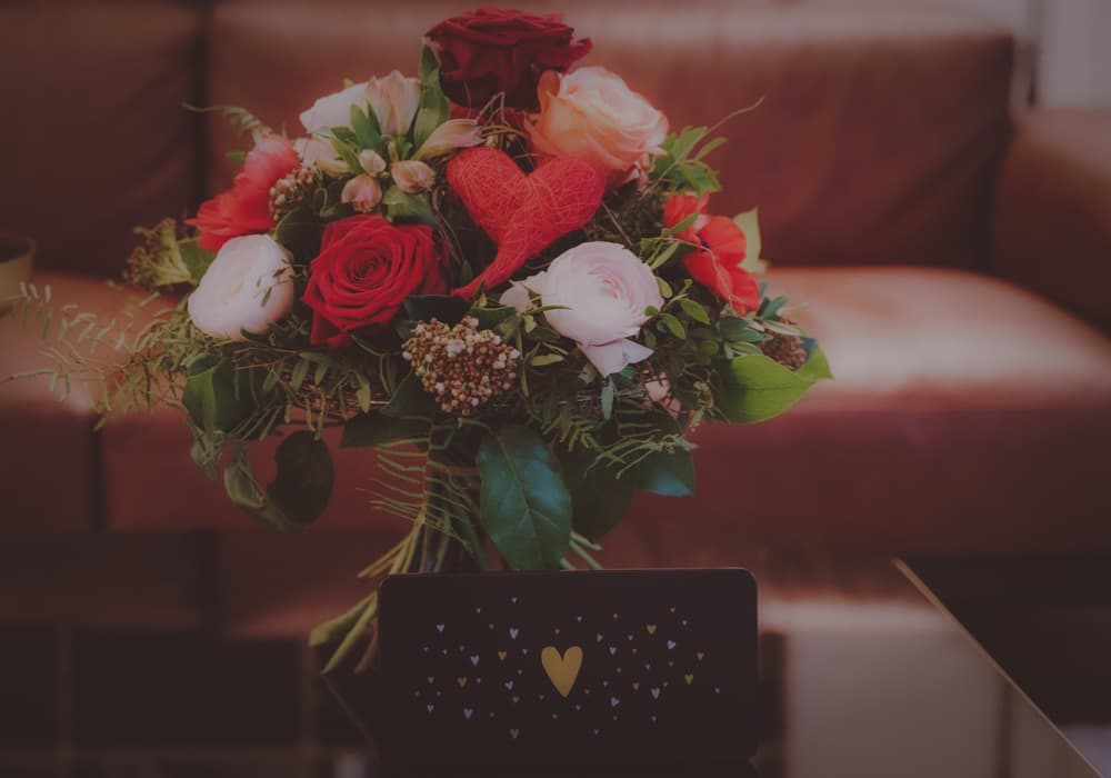 Commander des fleurs 💐 – FLEUROP livre mondialement 🌎