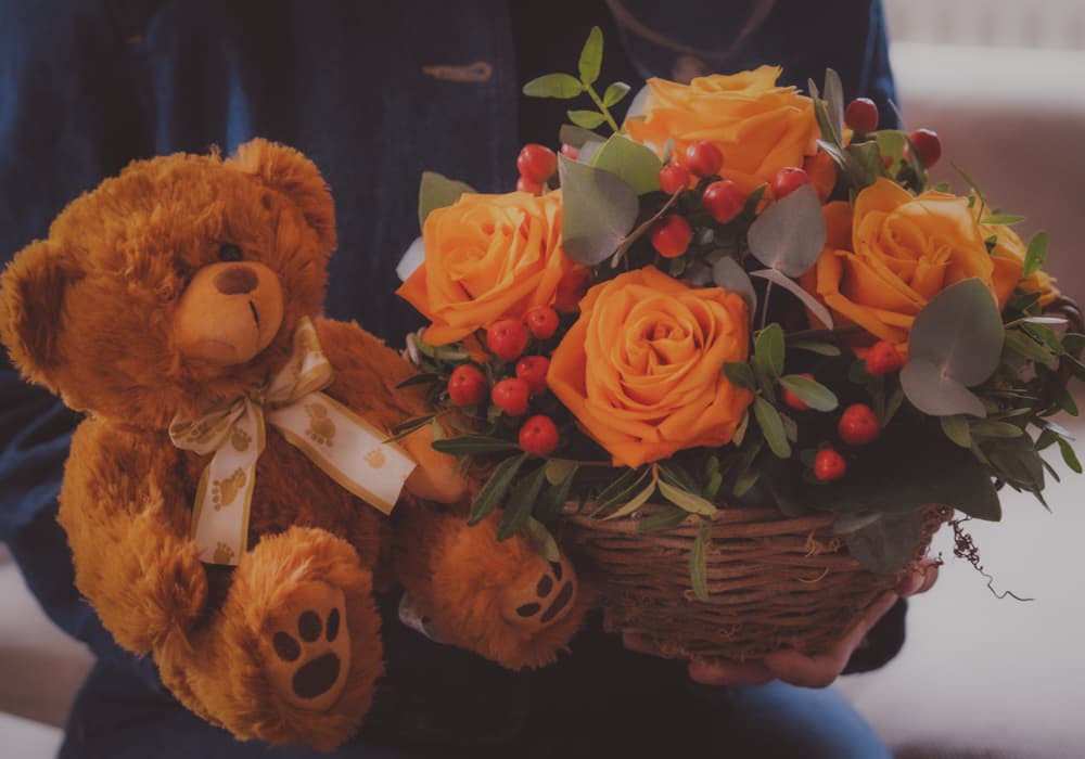 Commander des fleurs 💐 – FLEUROP livre mondialement 🌎