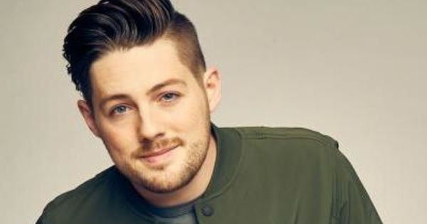 Canciones de Austin French 🎵 Discografía completa de Austin French